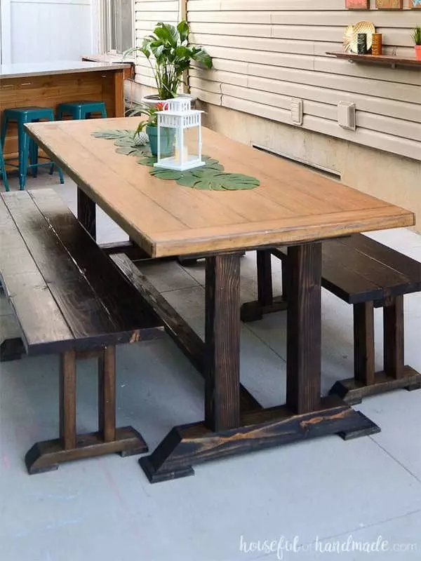 Outdoor DIY Dining Table
