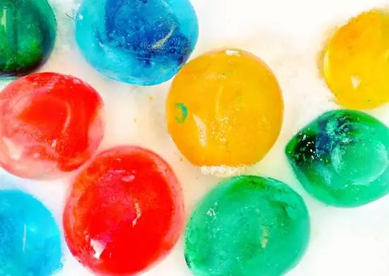 DIY Colored Ice Balls