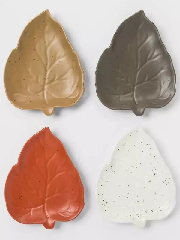 Leaf Plates