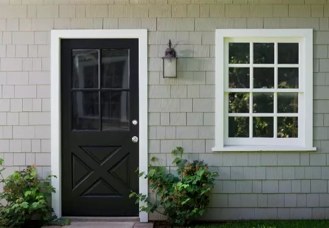 Најдобри летни подобрувања на домот - замена на влезната врата