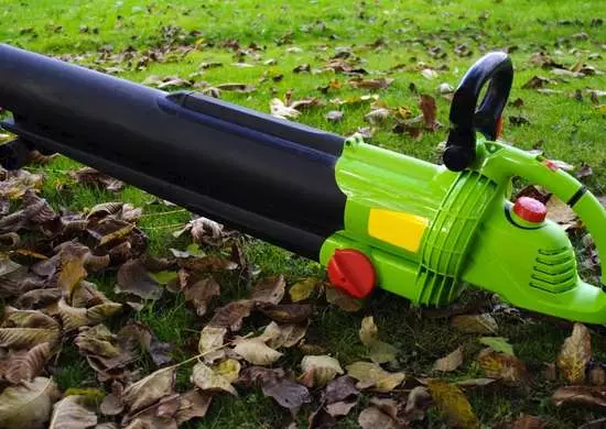 Leaf Blower Gutter Attachment