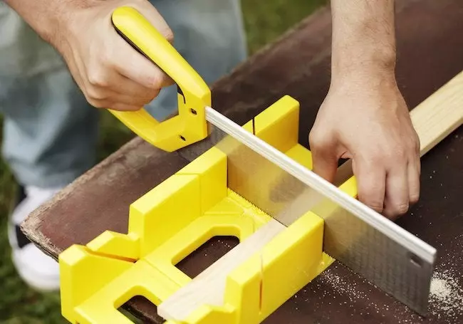 Caja de ingletes