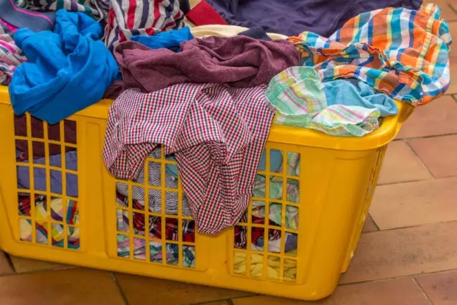 15 Trik kanggo Nggawe Laundry Luwih Cepet