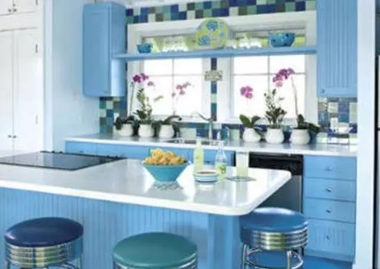 مطبخ أزرق