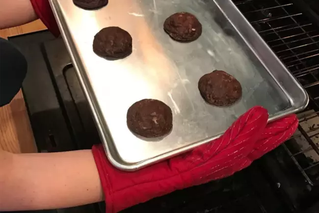 Ang Labing Maayo nga Oven Mitts