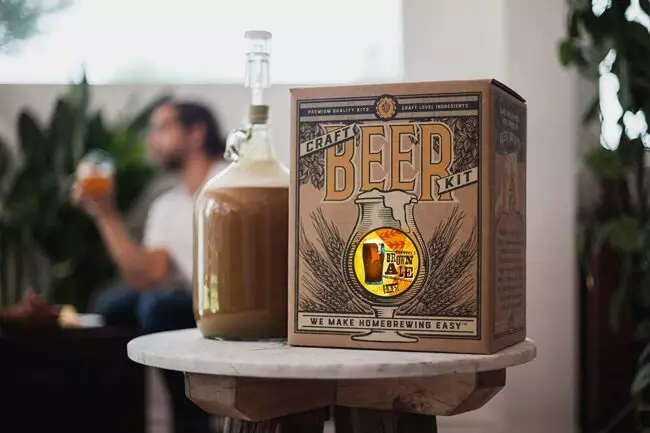 I migliori kit per la produzione di birra fatta in casa per gli amanti della birra