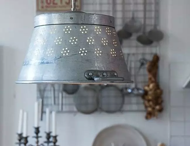 Repurpose Colanders - ආලෝකය